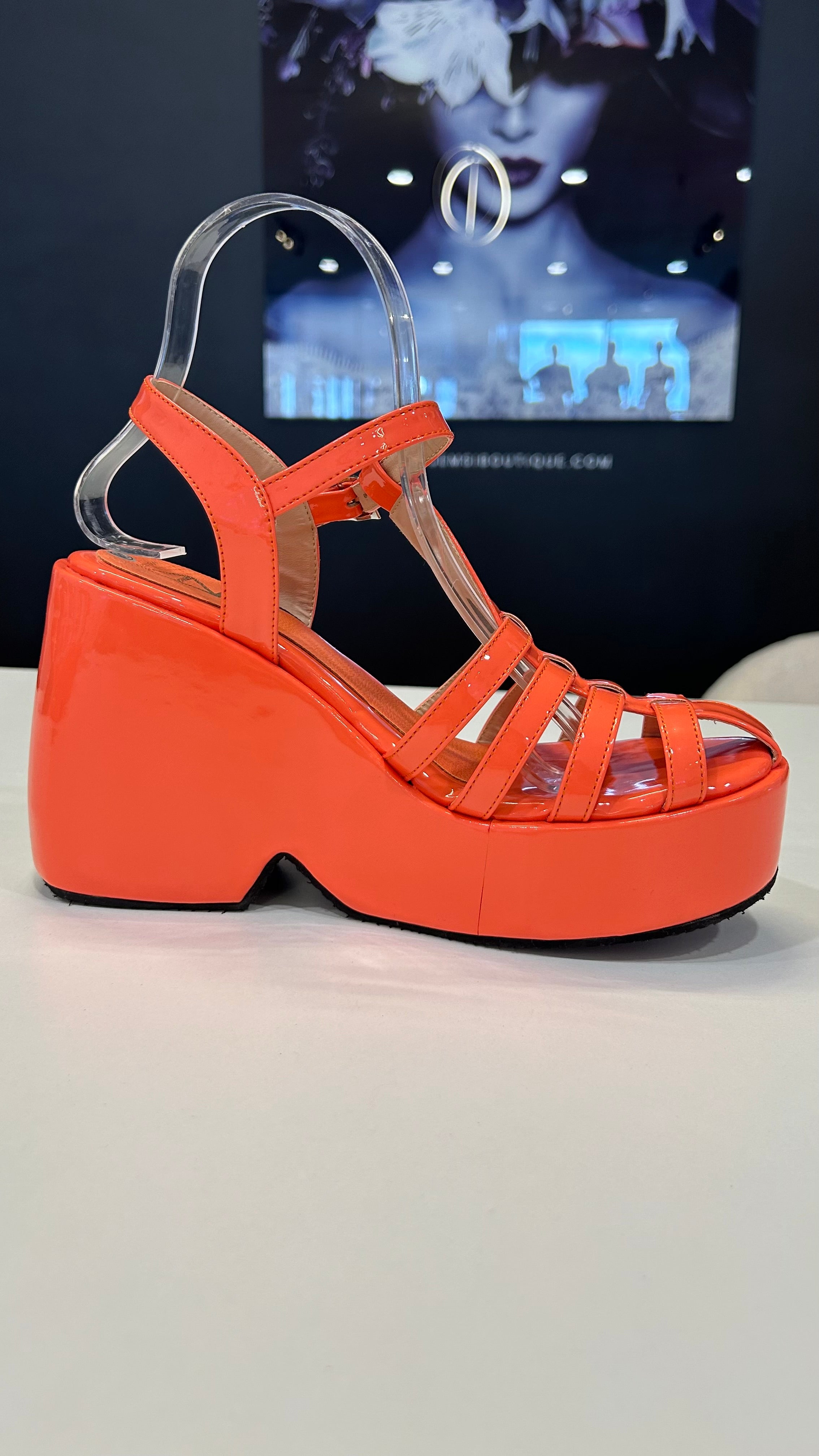 love platform – JEMSI Boutique